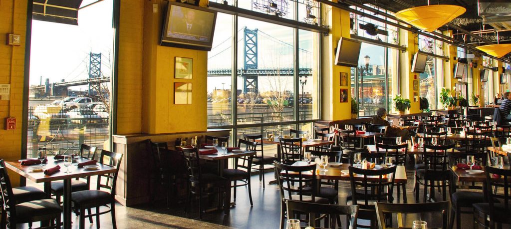 gallery-neighborhood-the-victor-pub-at-victor-lofts-1700x762 - The Victor